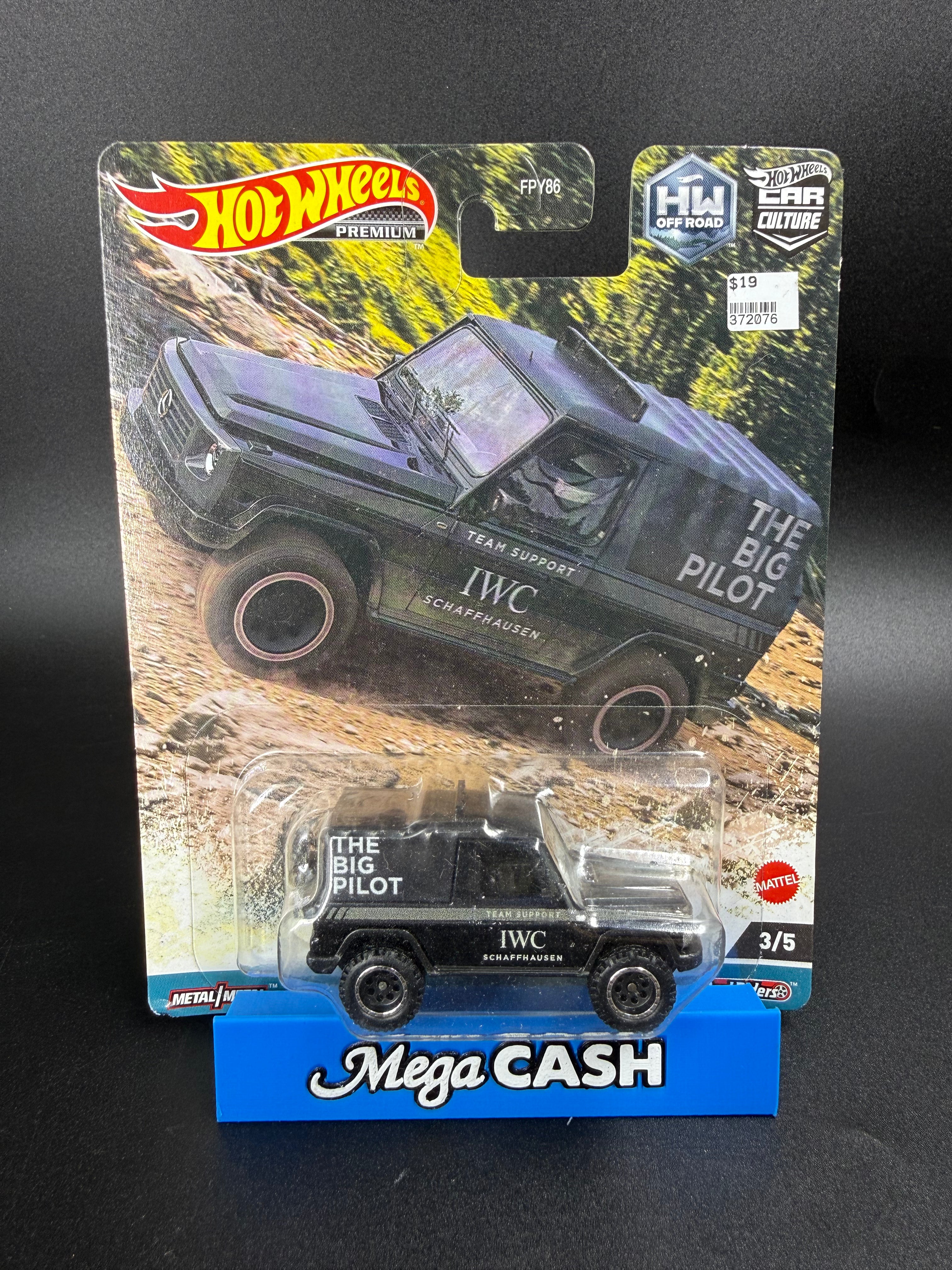 Hot Wheels Premium 1993 Mercedes Benz G-Class HW Off Road 3/5